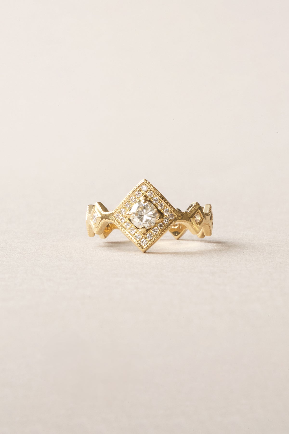 KATE ENGAGEMENT RING – Charlotte Penman